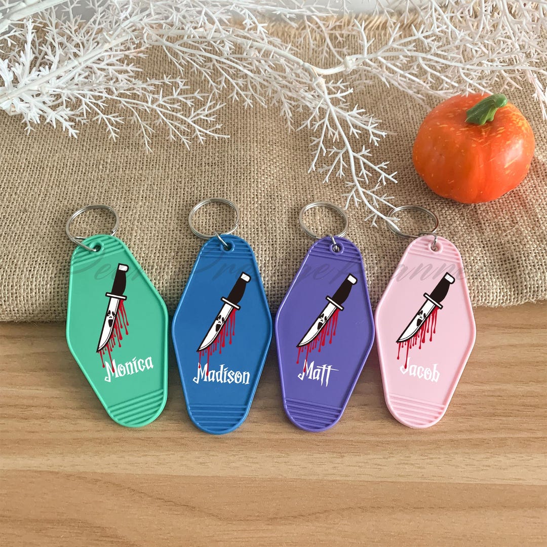Horror Movie Knife Motel Keychain, Halloween Horror Knife Keyring ...