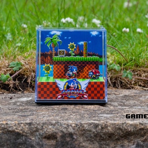 SONIC THE HEDGEHOG - Diy Template - Make Your Own 3D Game Cube ...
