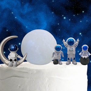 Astronaut Figure, Spaceman, Astronaut Cake Topper, Cake Decoration ...