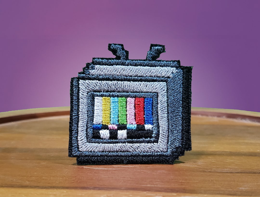 TV Test Signal - Retro Pixel Art - High Quality Shiny Iron on Patch ...
