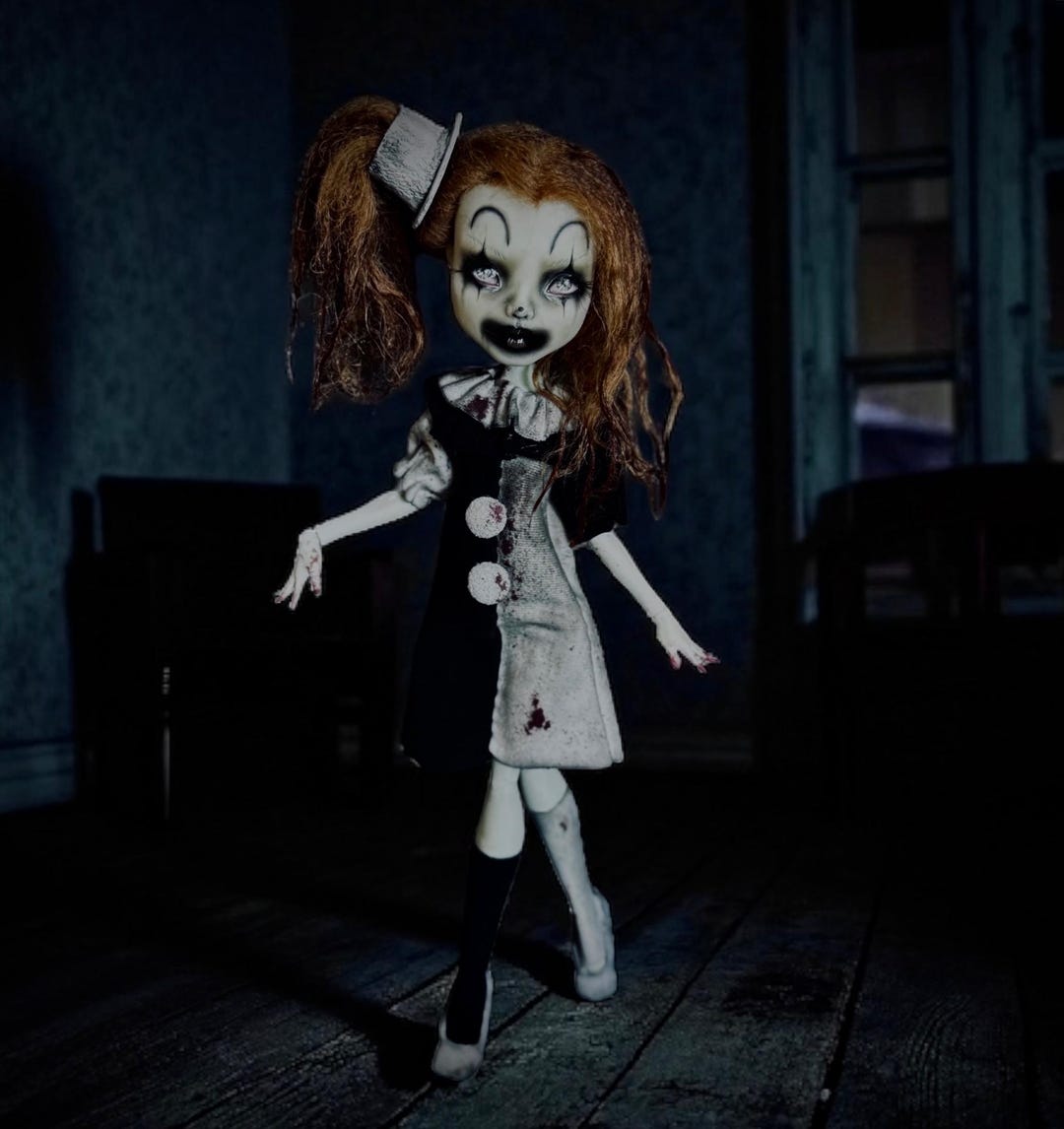 Little Pale Girl Di "terrifier", Bambola Monster High in Legno ...