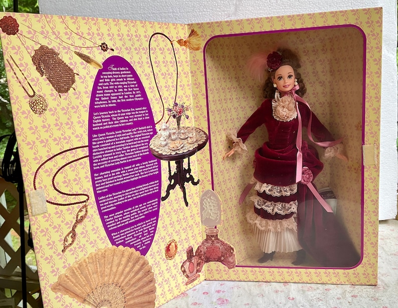 Victorian Lady Barbie - Etsy