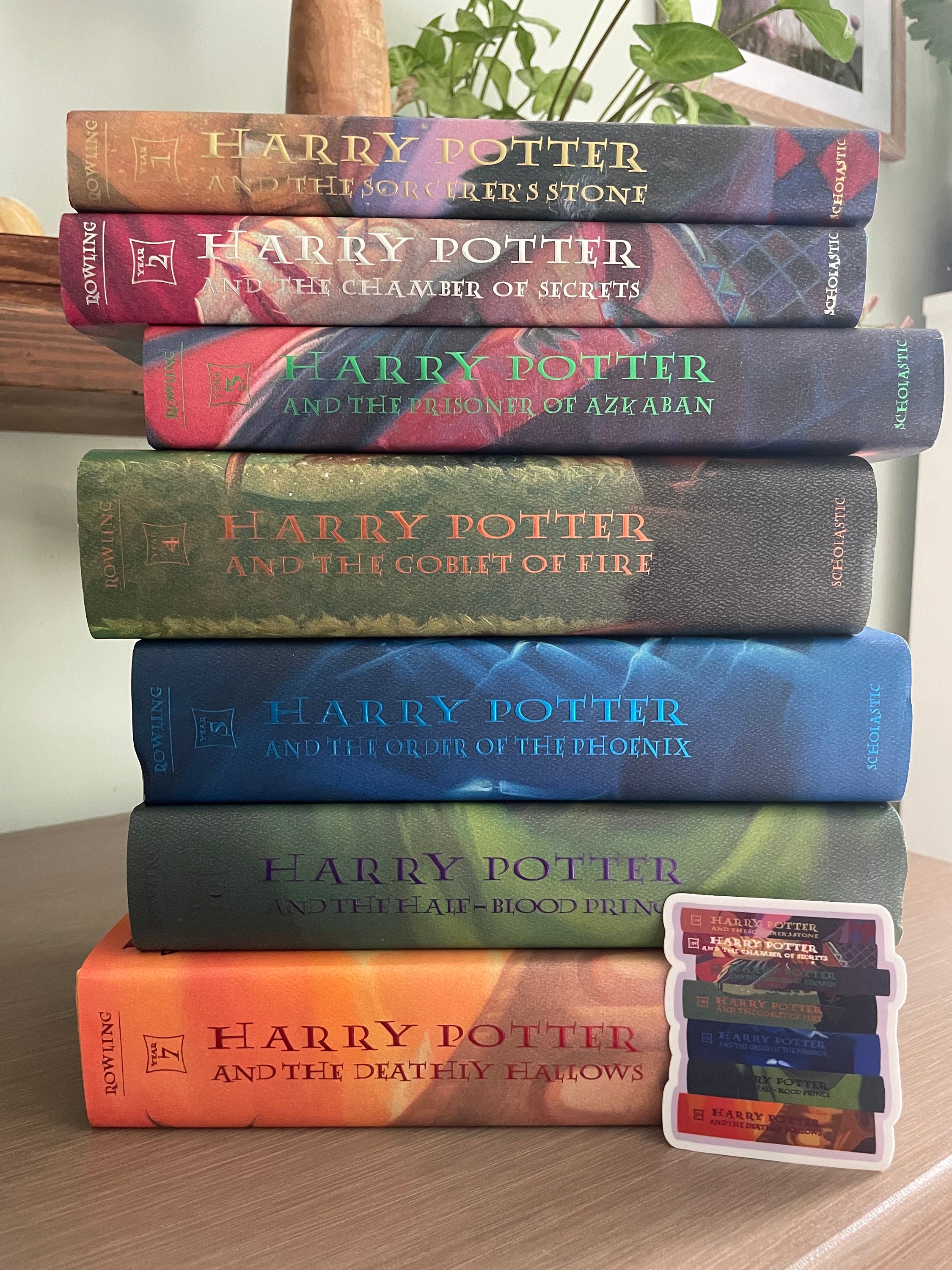 HP Book Stack Sticker Waterproof, Dishwasher Safe Harry, Wizard, Potter ...