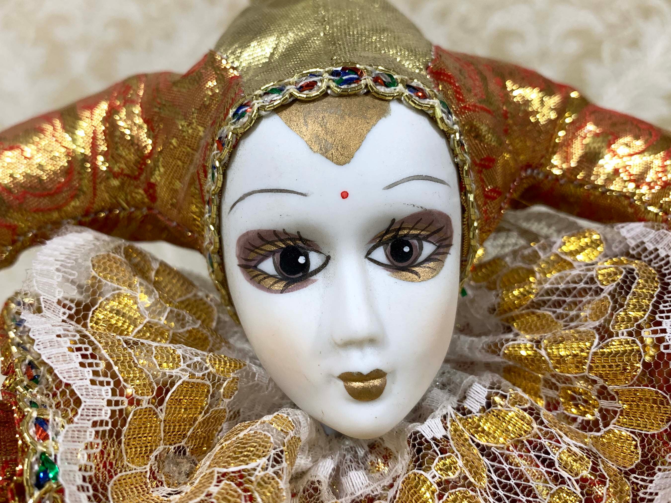 1980s Musical and Animated Jester Music Box in Gold and White - Etsy