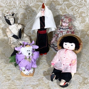 Collection of 16 Unique Vintage Dolls - Etsy