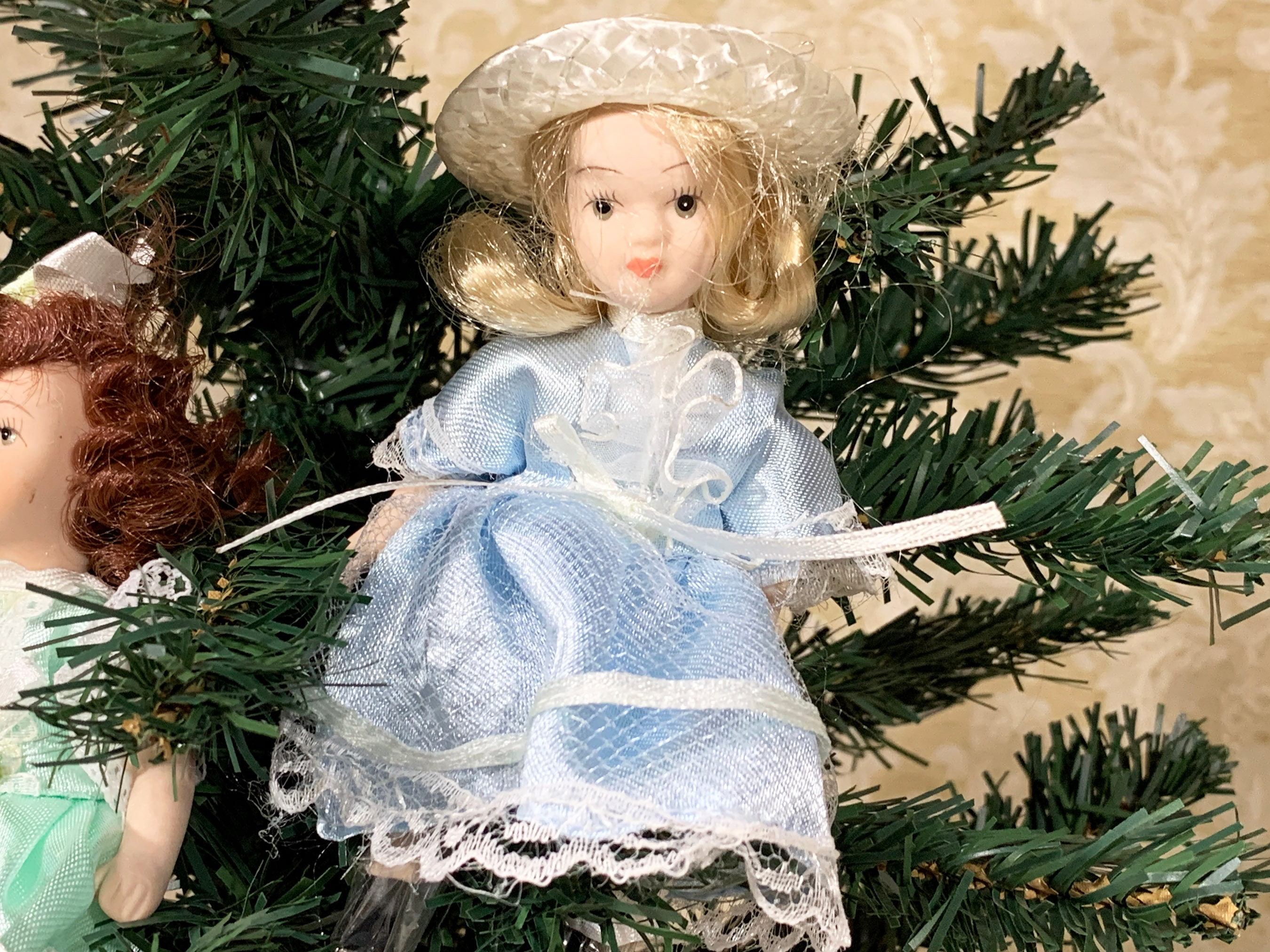 Set of 5 Miniature Porcelain Dolls Tree Ornaments Item 4 - Etsy