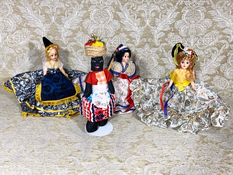Collection of 16 Unique Vintage Dolls - Etsy