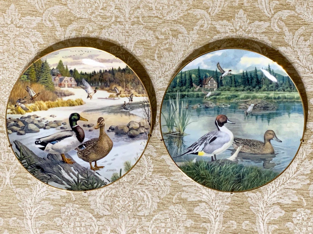 Vintage Set of Two Edwin M. Knowles Limited Edition Display Plates #4 ...