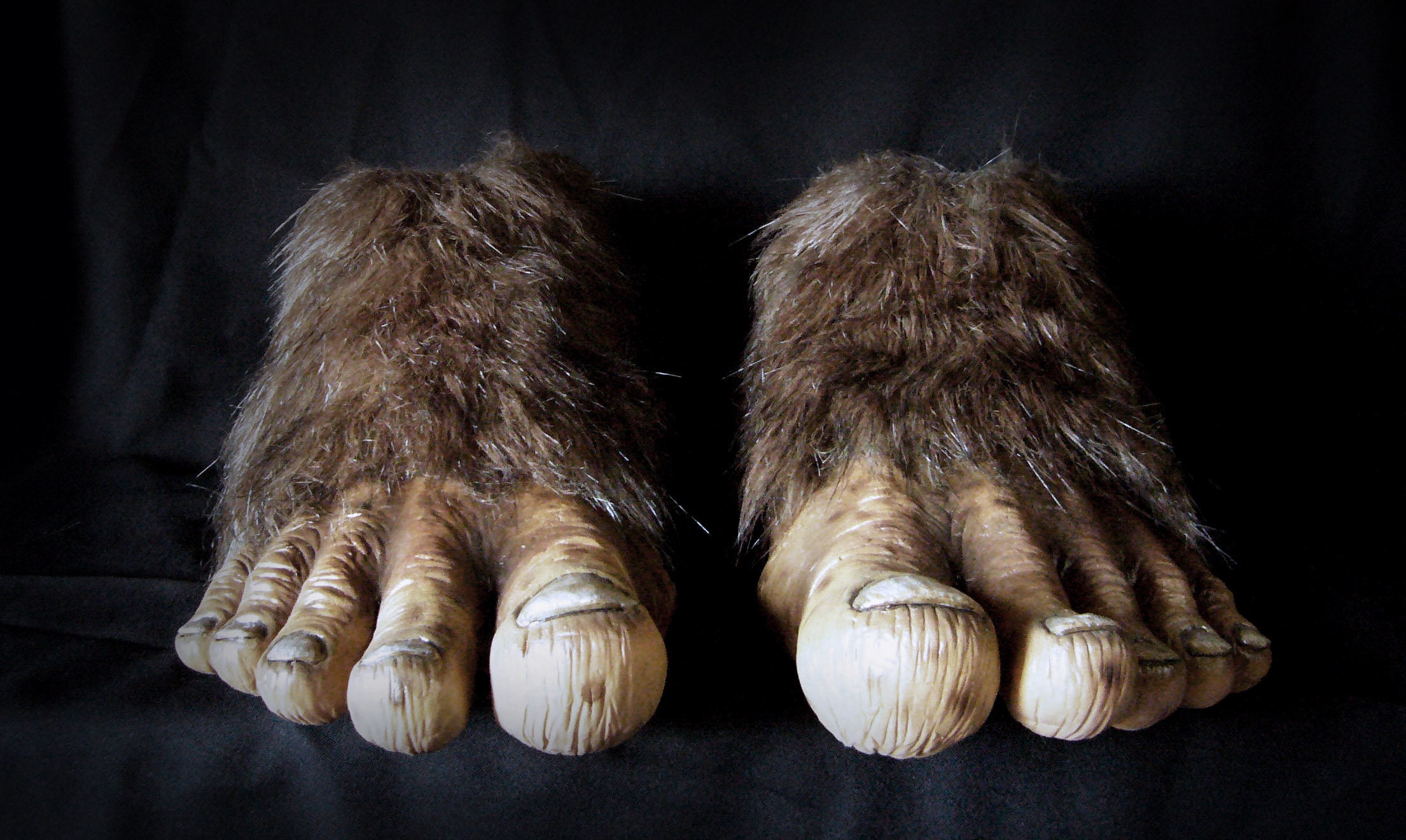Bigfoot Latex Hand Glovespair Sasquatch Yeti Halloween | Etsy