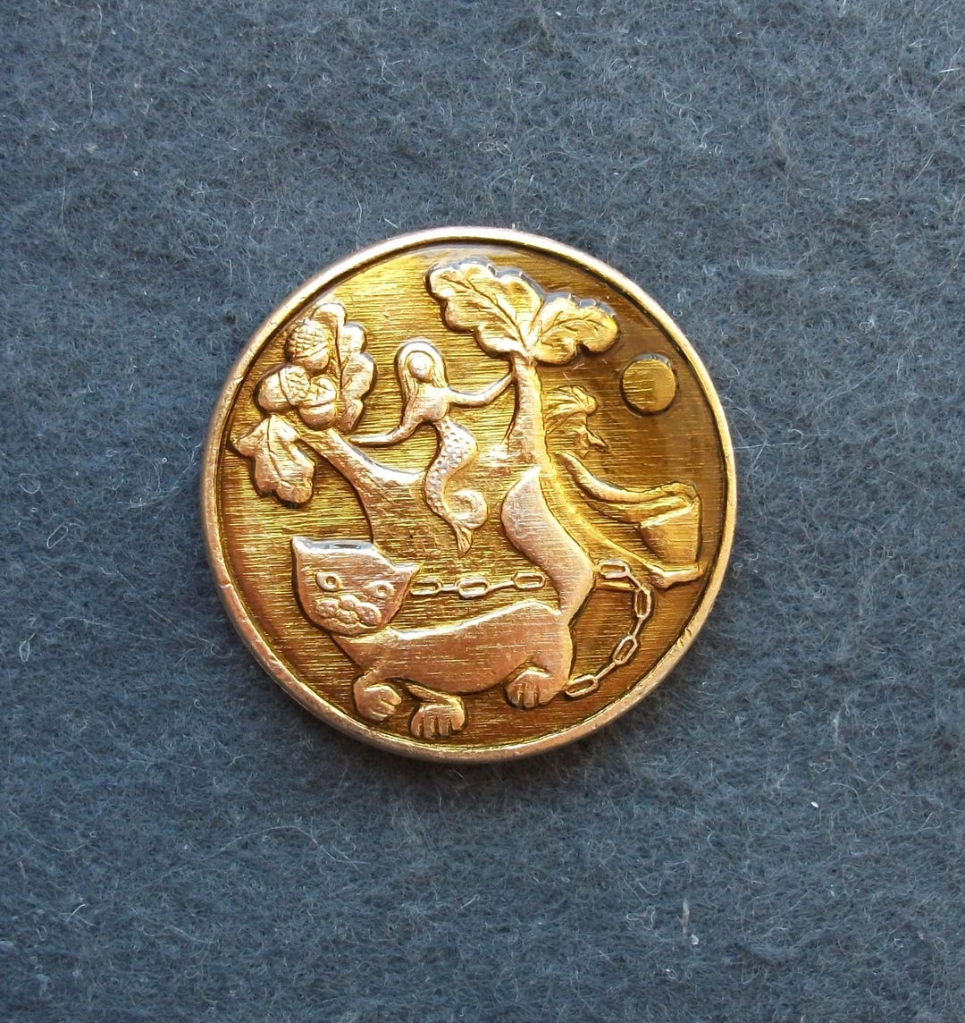 Vintage Soviet Badge Cat Mermaid at Lukomorye There is Green Oak ...