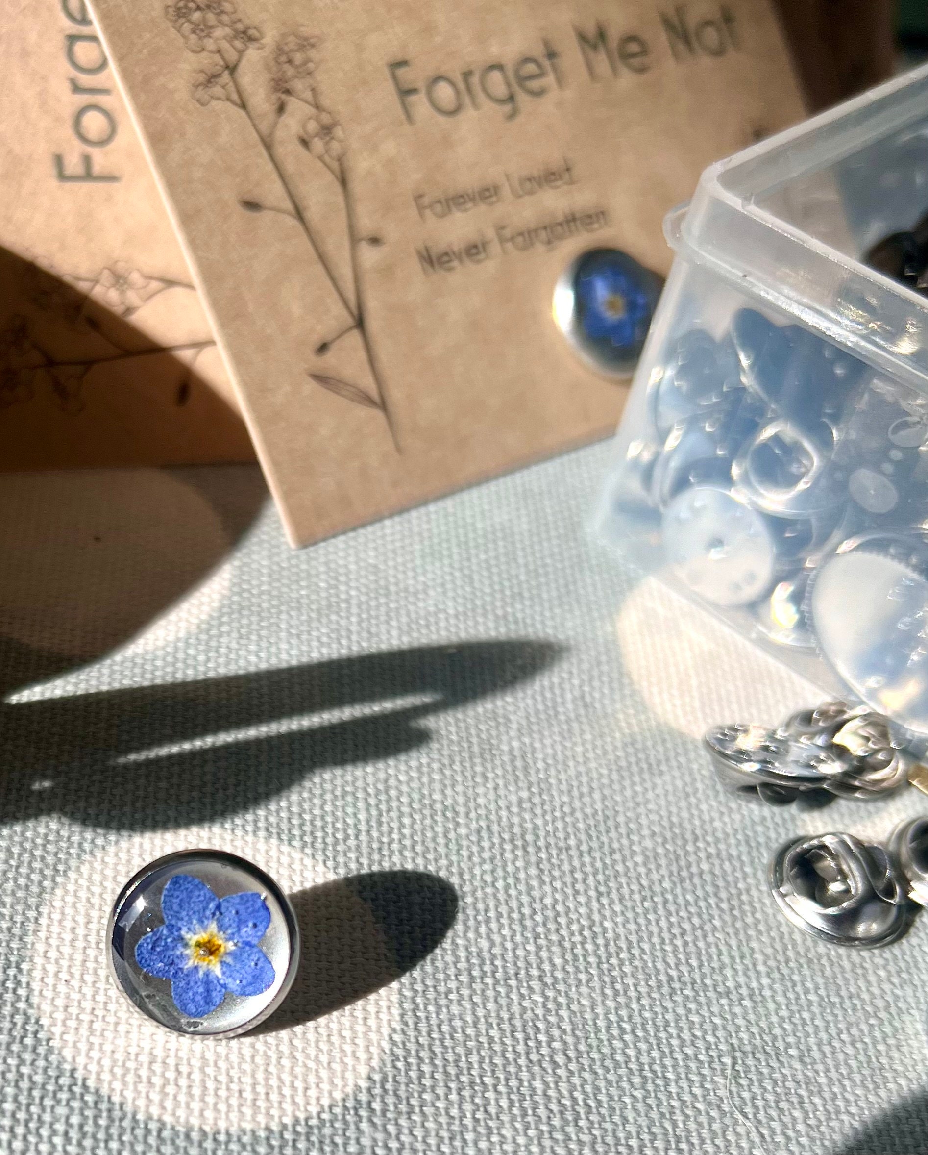Forget Me Not Memorial Pin, Flower Design, Funeral Favour Remembrance ...