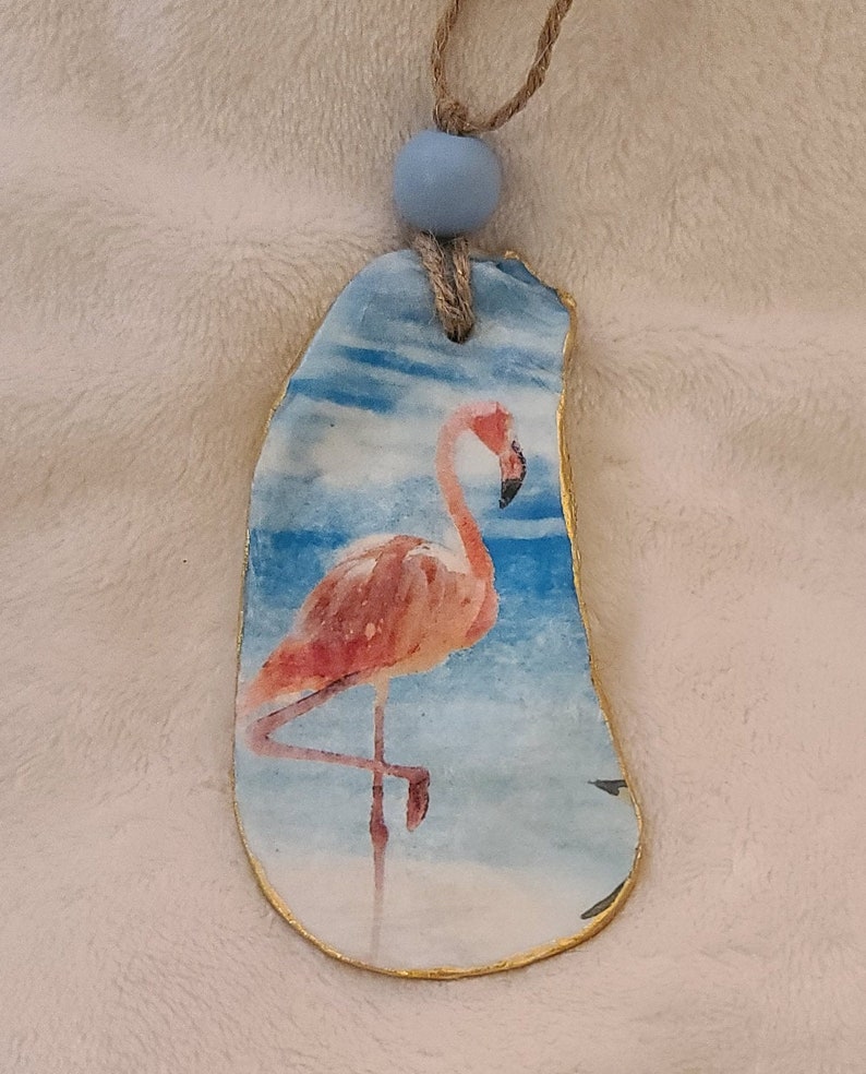Upcycled Tropical Flamingo Oyster Shell Decoration - Etsy