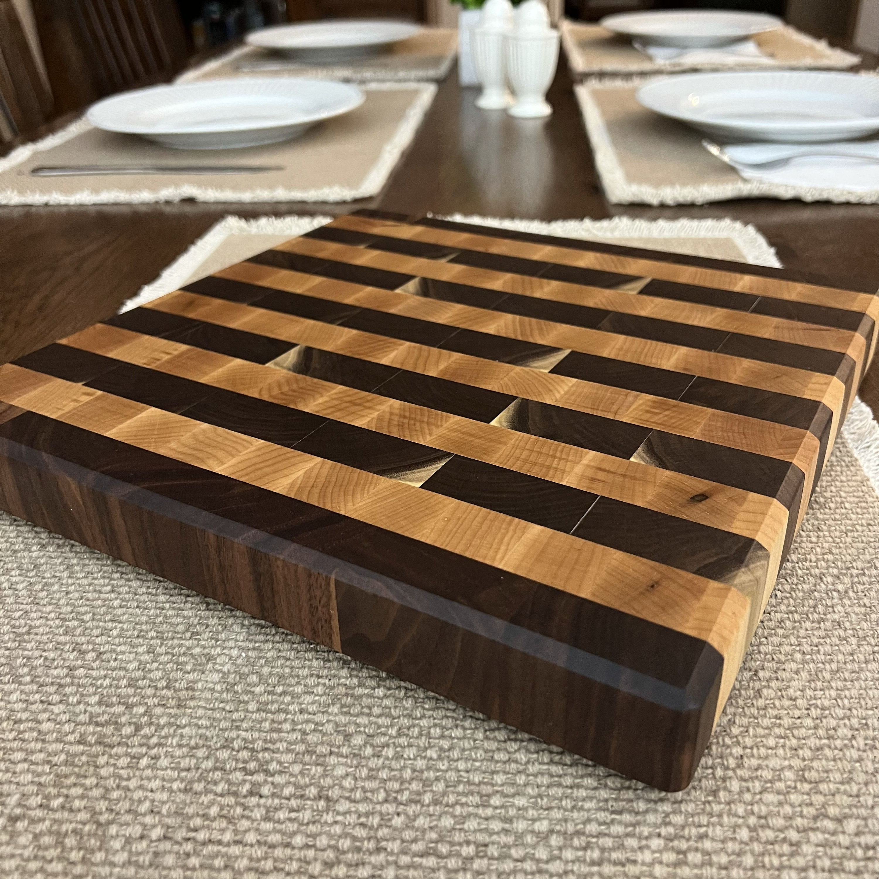 Walnut/maple End Grain Cutting Board - Etsy