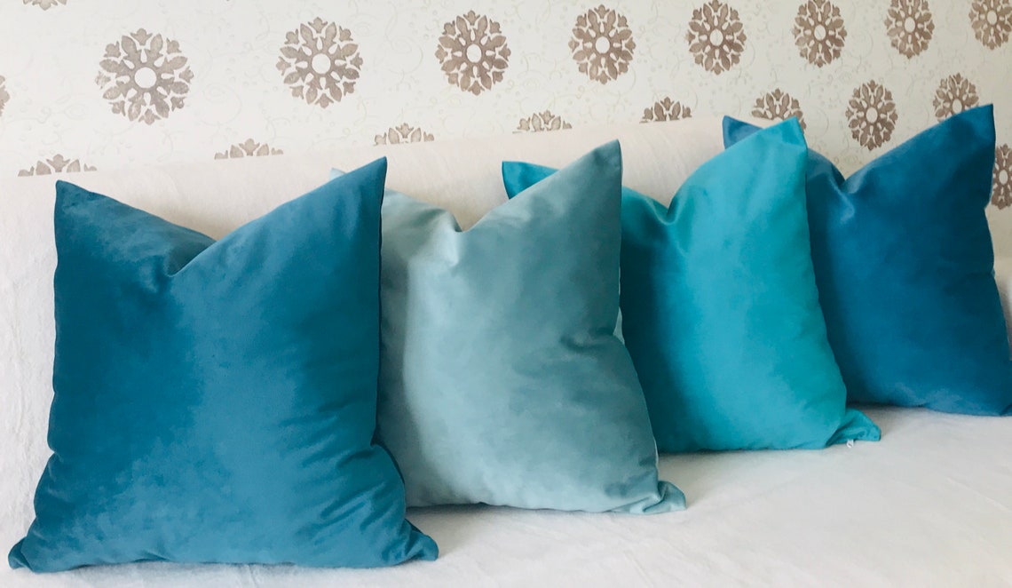 Blue Velvet Throw Pillow Covers, Luxury Blue Velvet Decorative Cushion ...