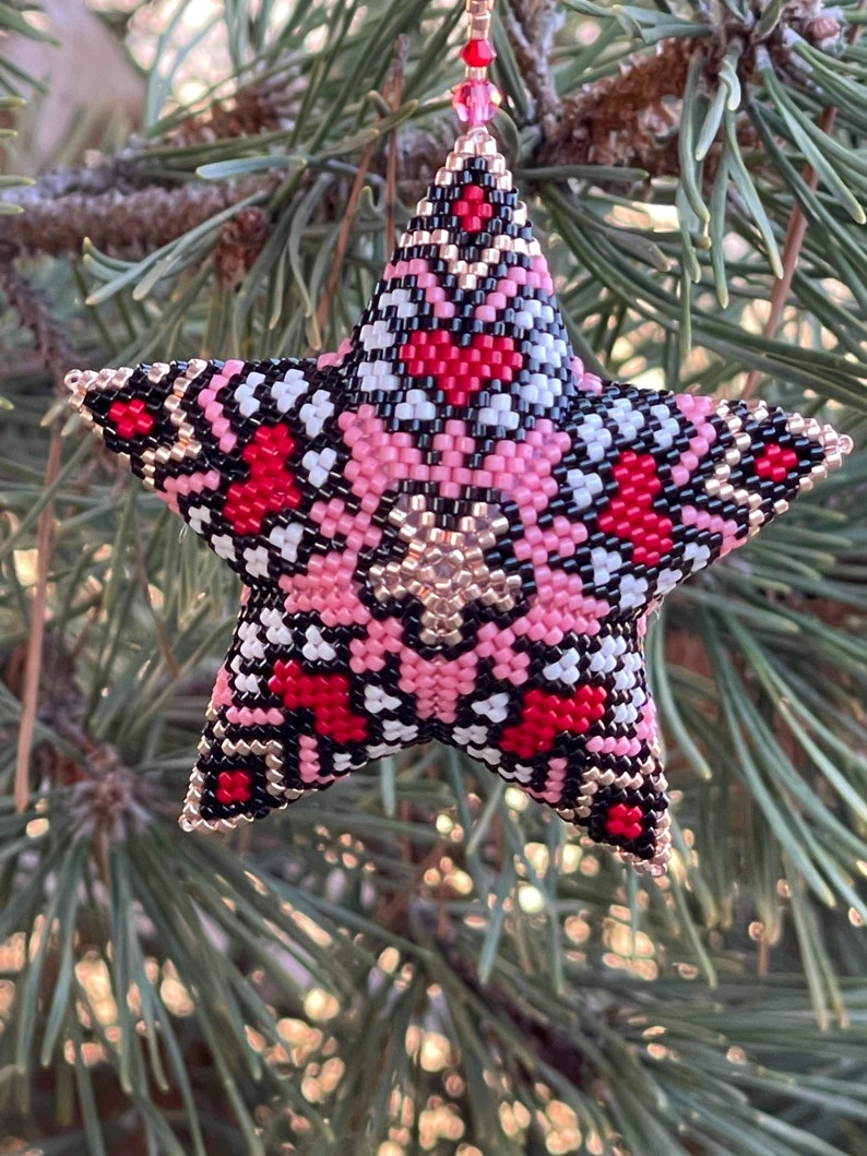 Winged Heart 3D Peyote Star Pattern PDF, Peyote Star Pattern Tutorial ...
