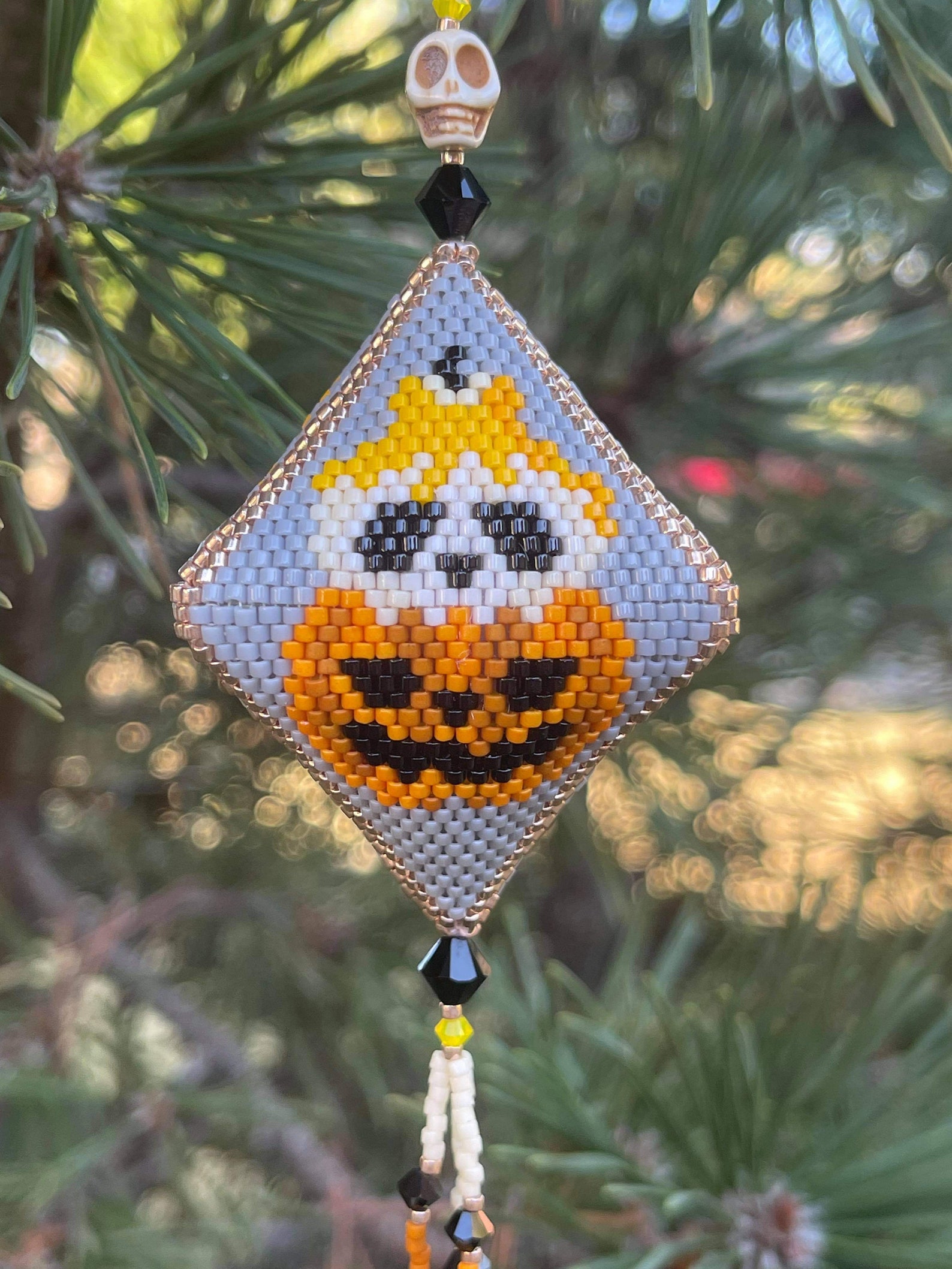 Candle and Skull 3D Peyote Pod Pattern PDF, Peyote Pod Pattern Tutorial ...