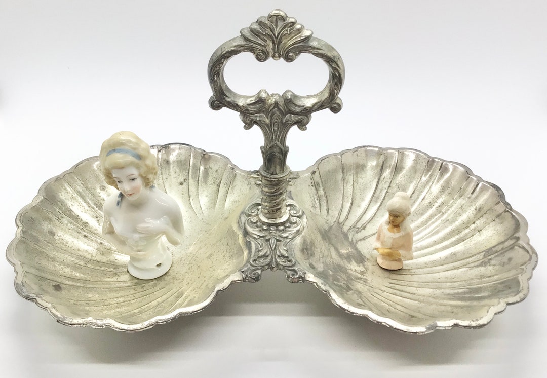 Distressed Vintage Sea Shell Silver Plate Metal Trinket Dish Caddy ...