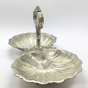 Distressed Vintage Sea Shell Silver Plate Metal Trinket Dish Caddy ...