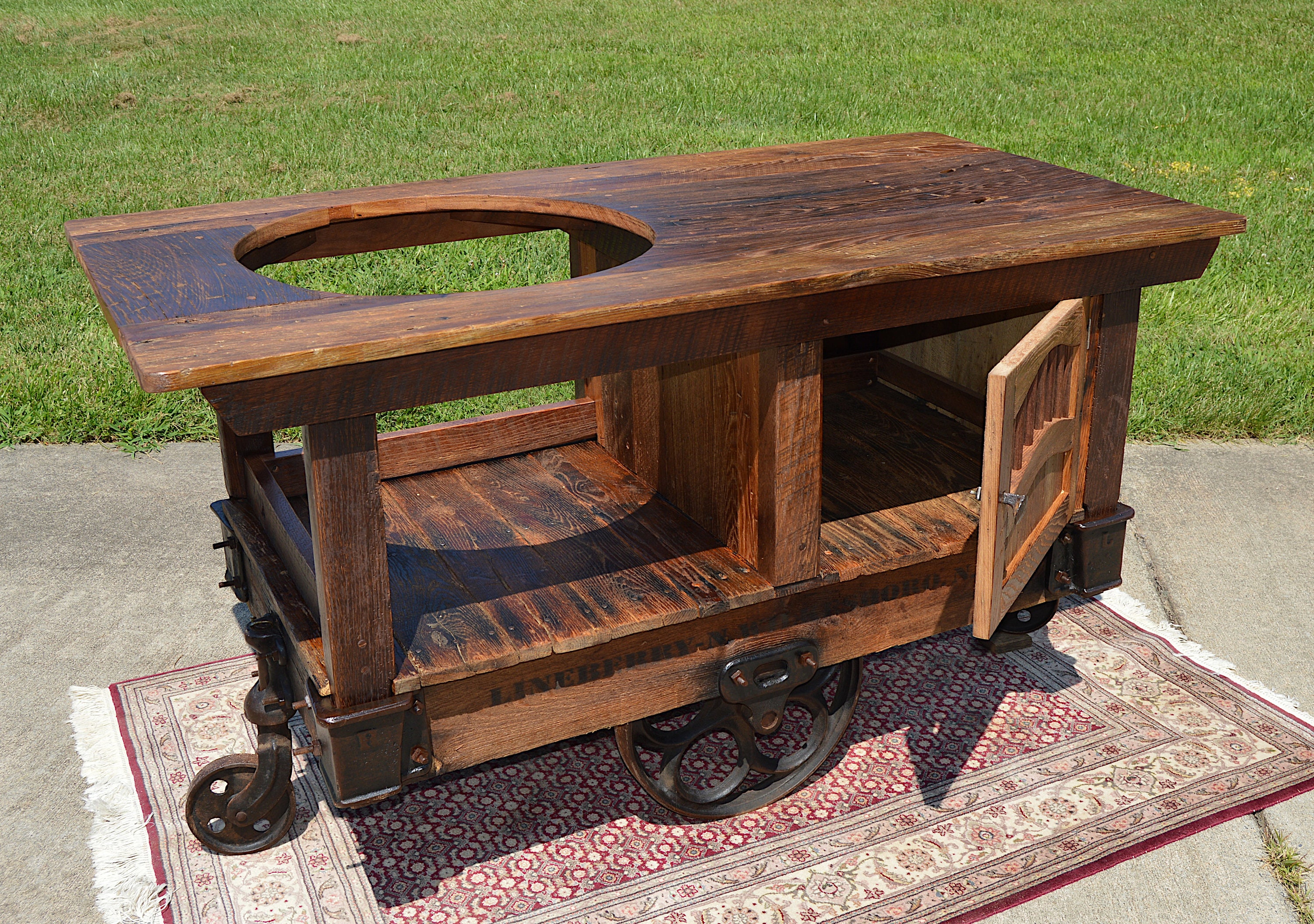 Big Green Egg Grill Table/stand -**pickup Only in NC**- Wormy Chestnut ...