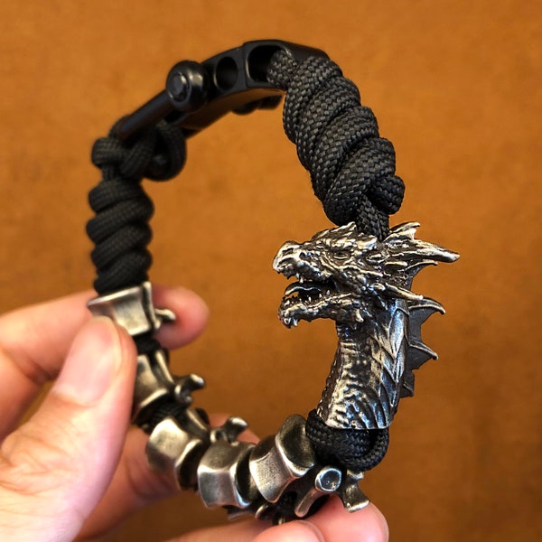Paracord Buddy - Etsy