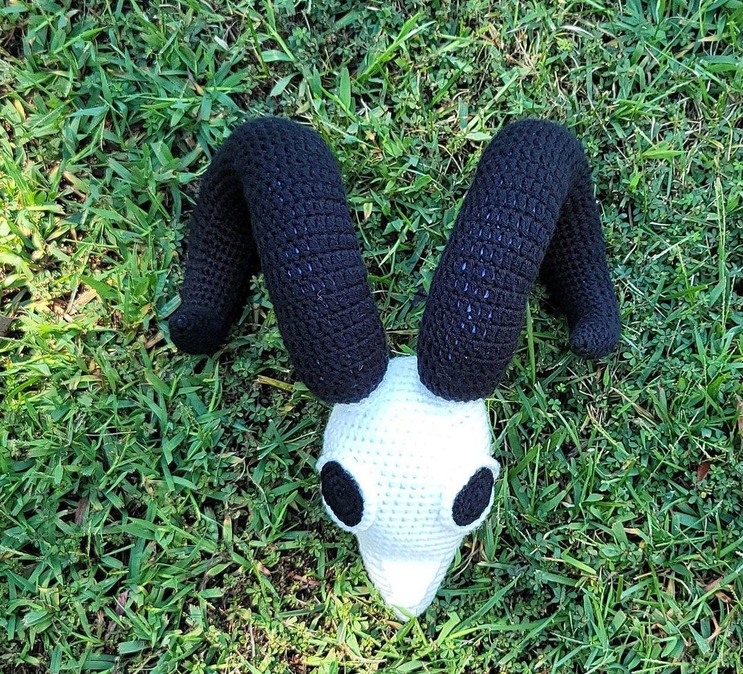 Crochet Ram Skull Plush: Spooky Halloween Decor - Etsy