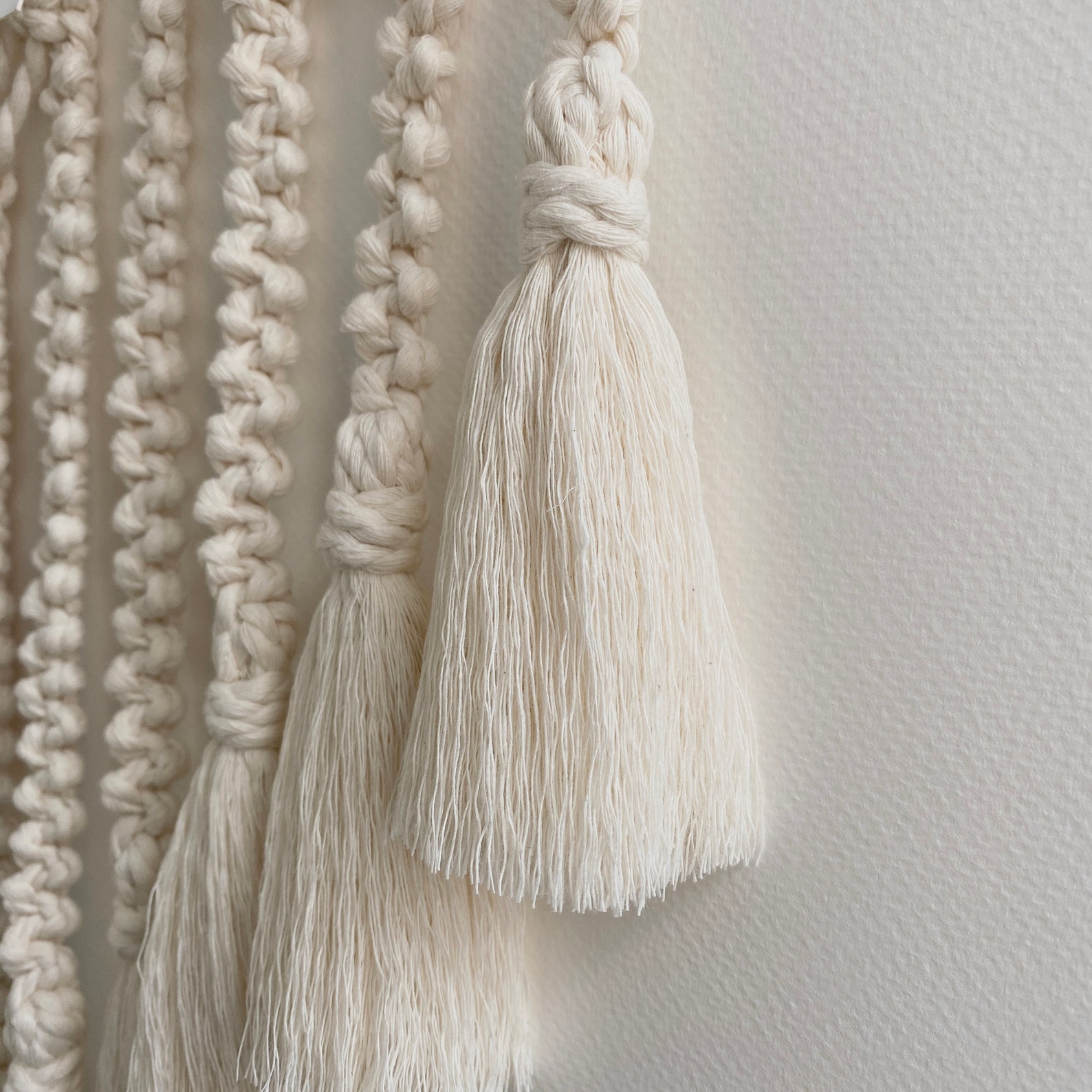 Easy Macrame Pattern PDF With Tassels, Small Wall Hanging With Tassels ...