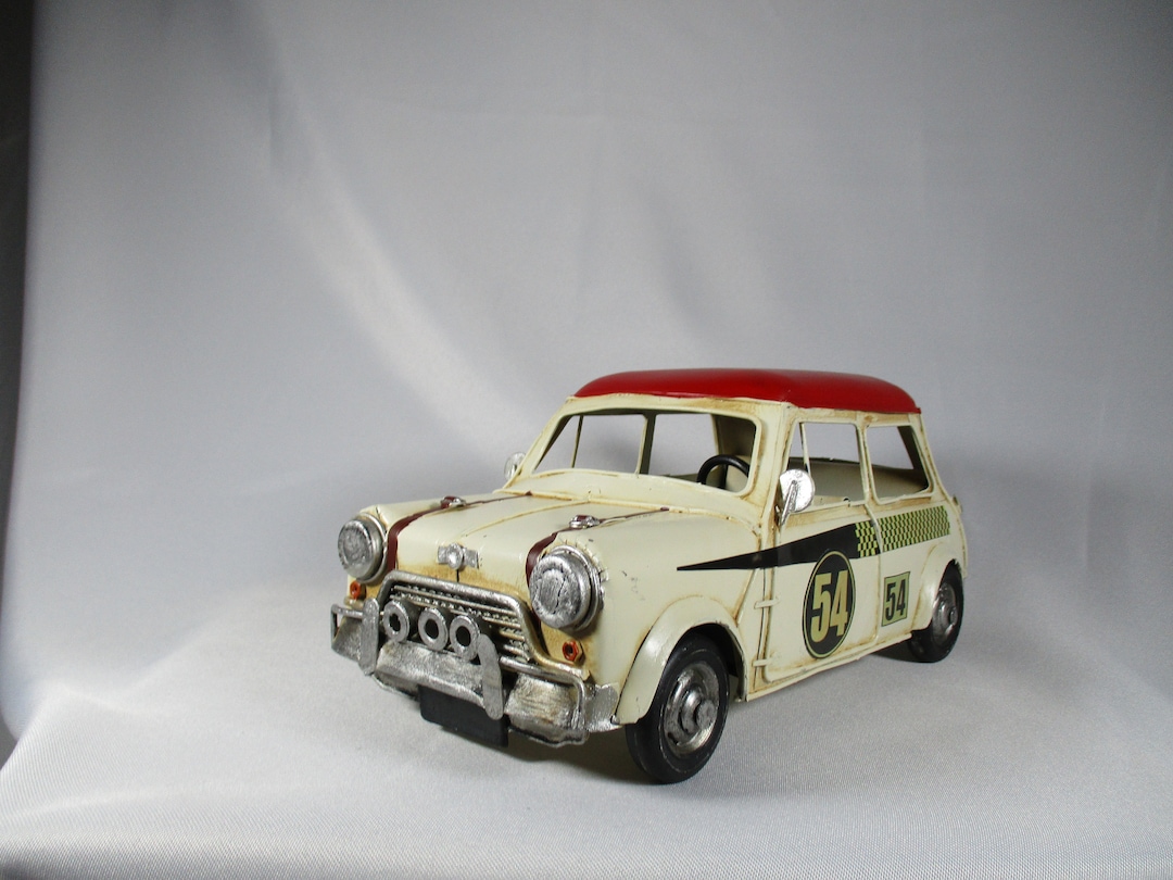 Mini Vintage Tin Racing Car Metal Model Old Mini Vintage Toy Man Cave ...