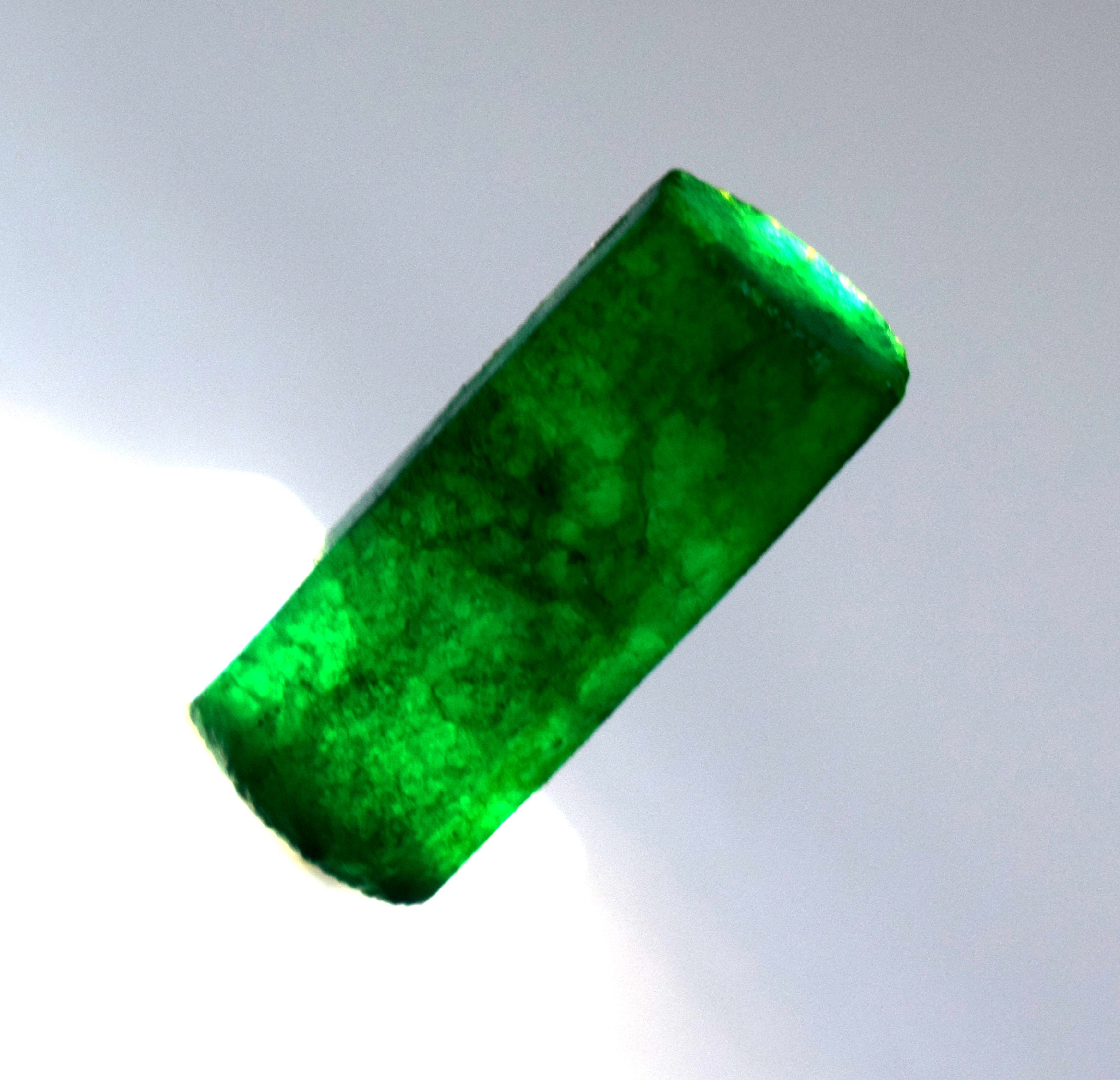 90 Ct Natural Brazilian Emerald Rough Uncut Gemstone Size 32X32X16 MM ...
