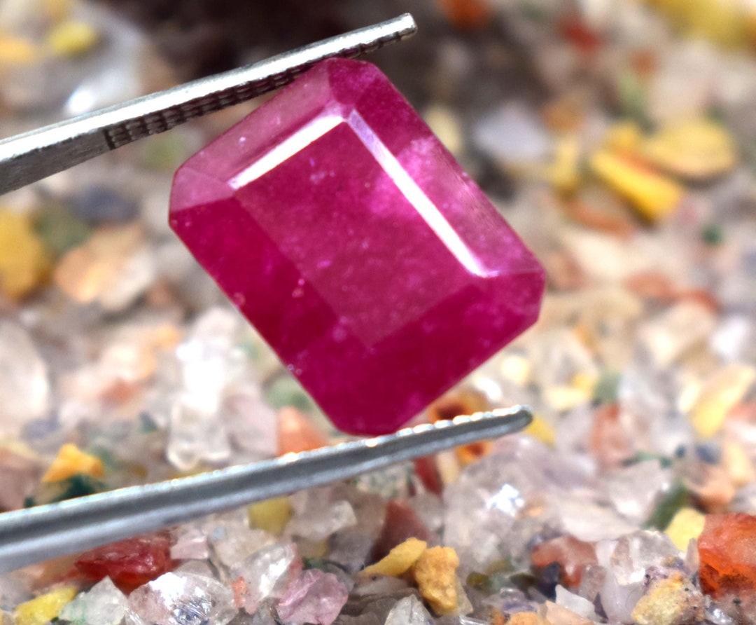7.90 Ct Natural ,red Beryl Bixbite Emerald GGL, Certified From Utah ...