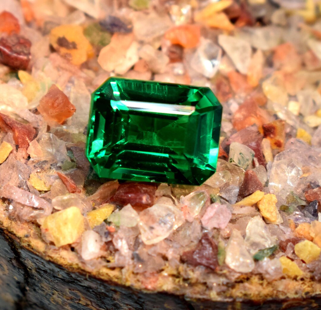 10.70 Ct Natural Green Tsavorite Garnet Radiant Cut CGI - Etsy