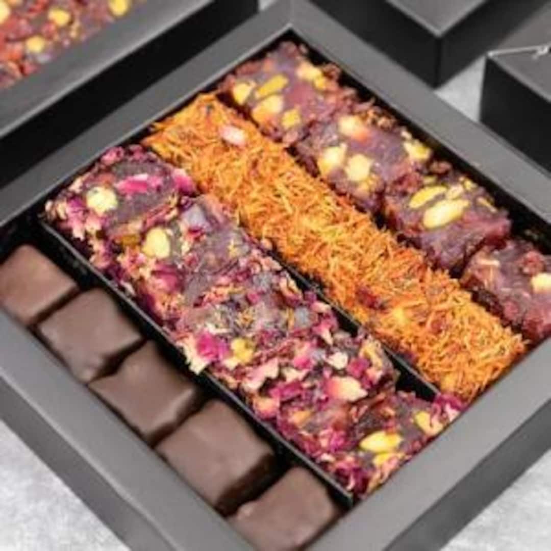 Luxury Lokum Turkish Delight Pistachio Assorted Sweets Gift Box, 15 Oz ...