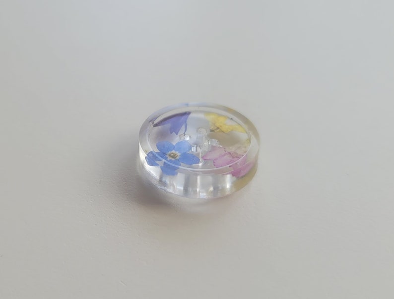 Floral 20mm Handmade Buttons in Pieces (not Sets)/ Epoxy Resin Buttons ...