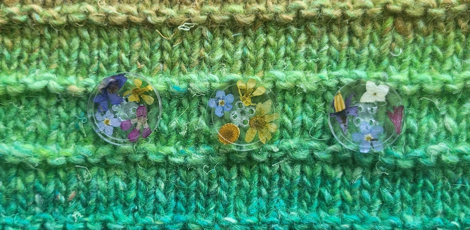 Floral 20mm Handmade Buttons in Pieces (not Sets)/ Epoxy Resin Buttons ...