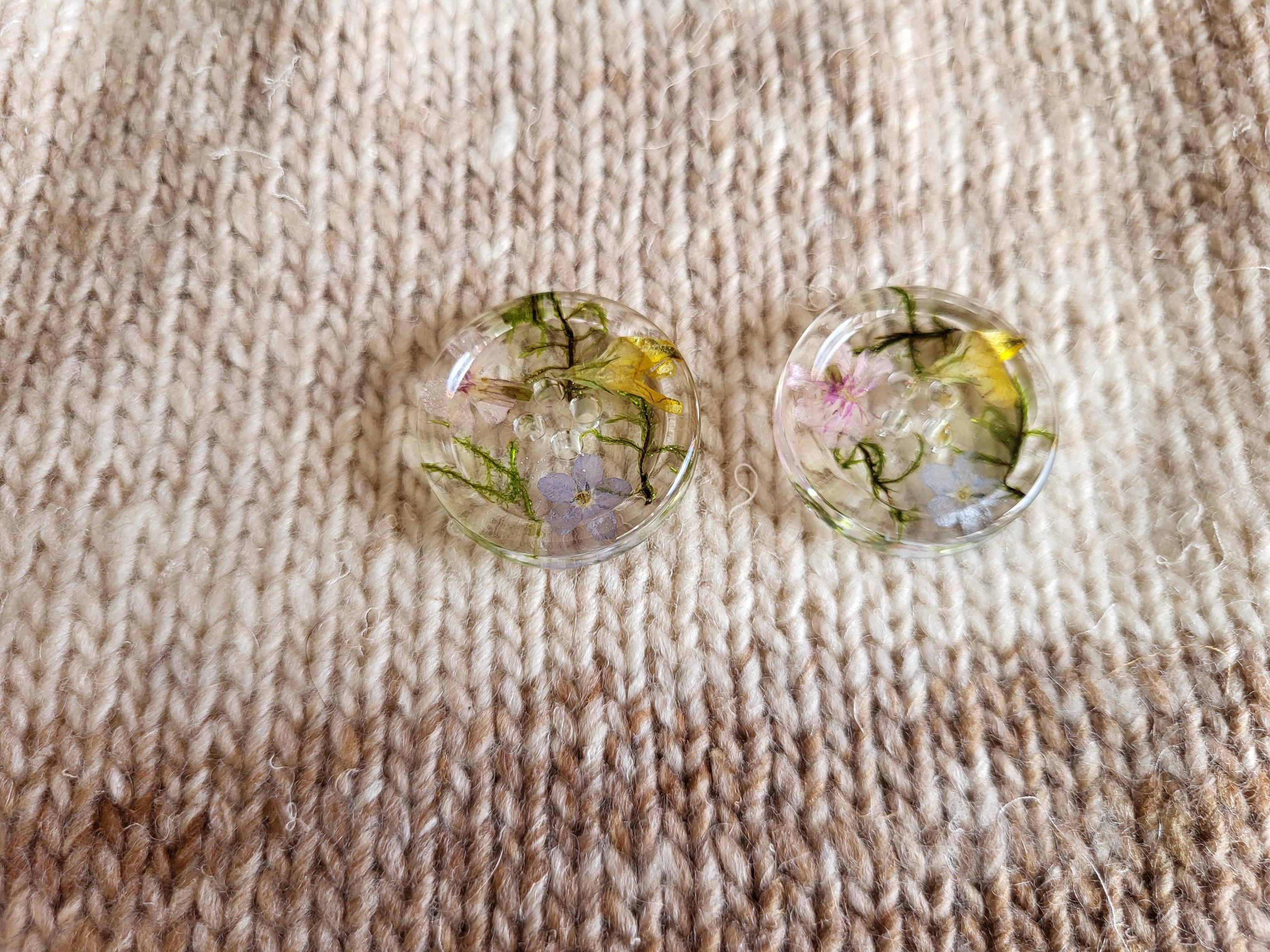 Floral and Moss Handmade Buttons in Pieces (not Sets)/ Epoxy Resin ...