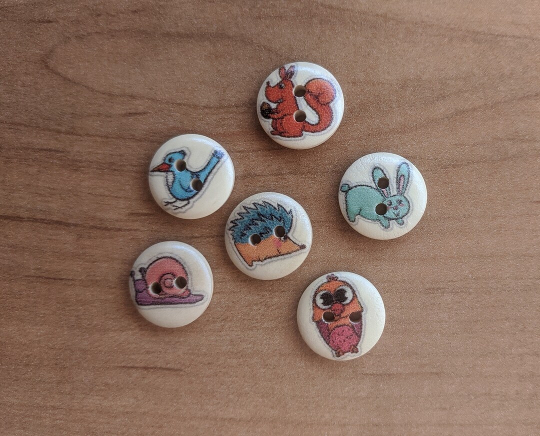 SET of 8 BUTTONS of Different ANIMALS/ Wooden Buttons/ Forest Animal ...
