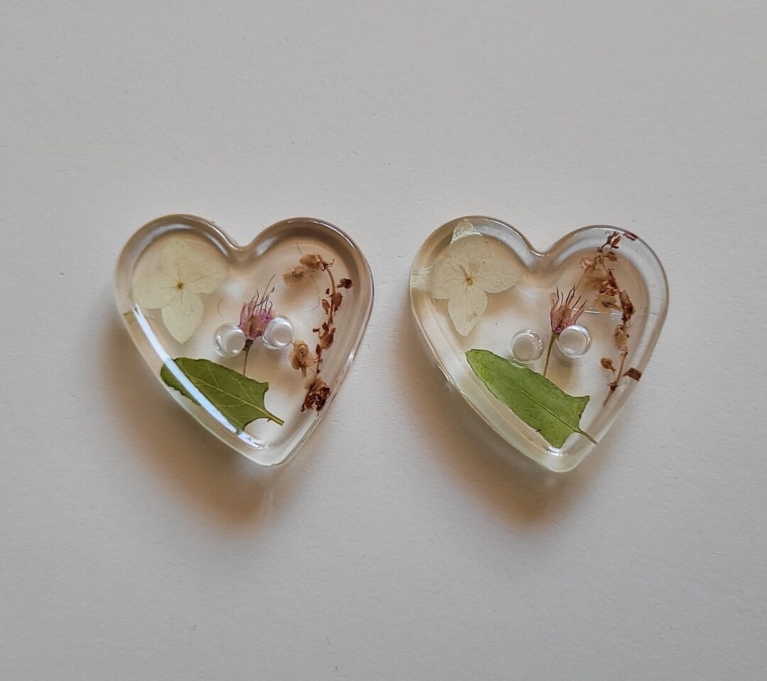 Floral Handmade Buttons in Pieces (not Sets)/ Epoxy Resin Buttons ...