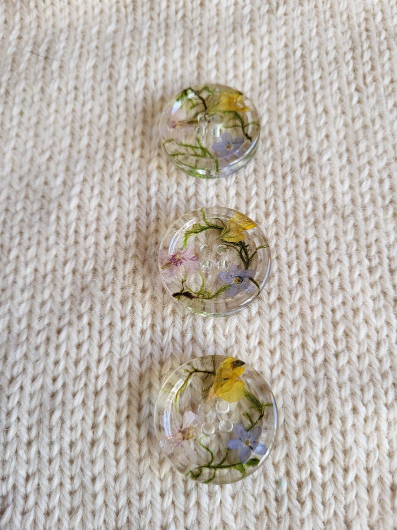 Floral and Moss Handmade Buttons in Pieces (not Sets)/ Epoxy Resin ...