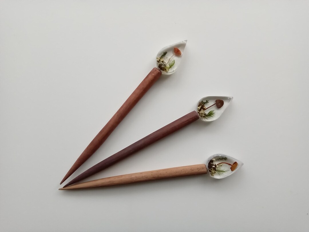 Epoxy Resin Shawl Pins in Pieces (not Sets) With Dried Mushrooms ...
