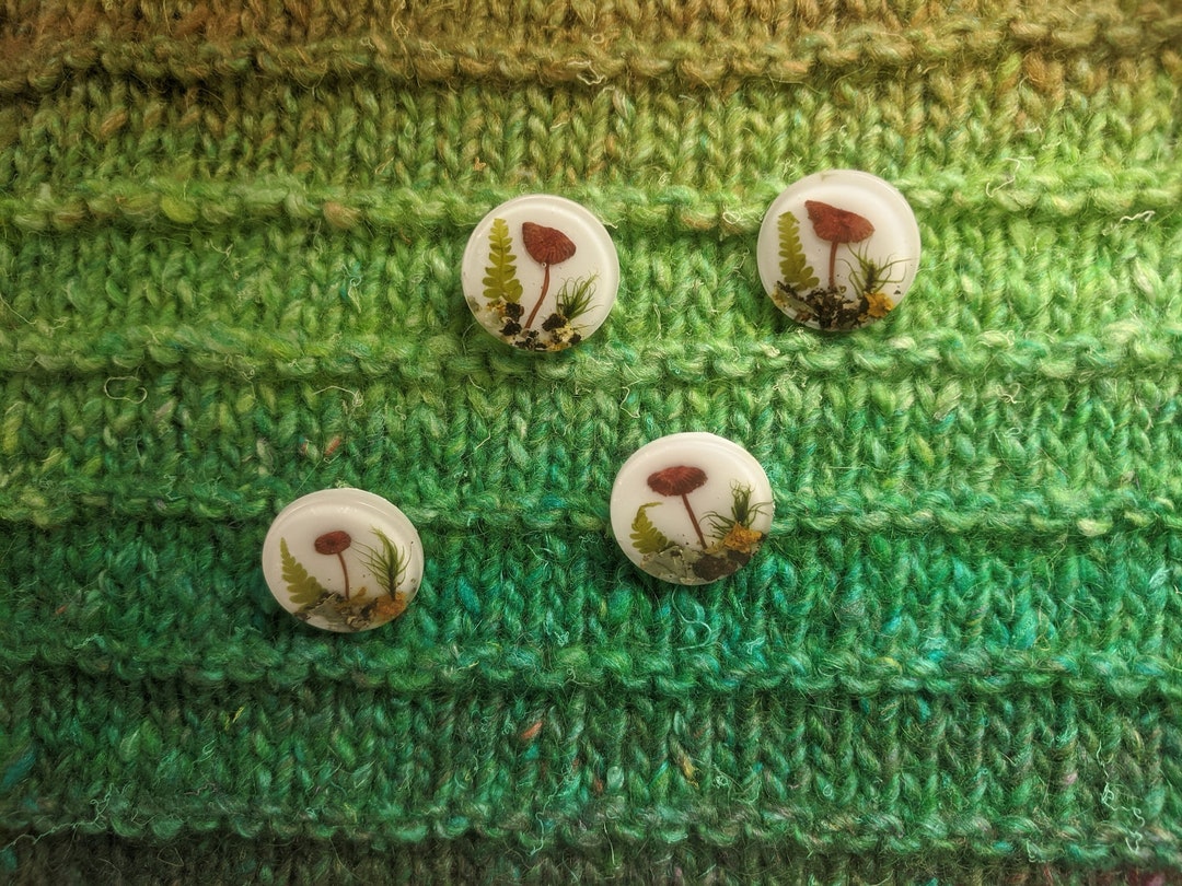 Forest Handmade Buttons 20mm in Pieces (not Sets)/ Buttons With REAL ...