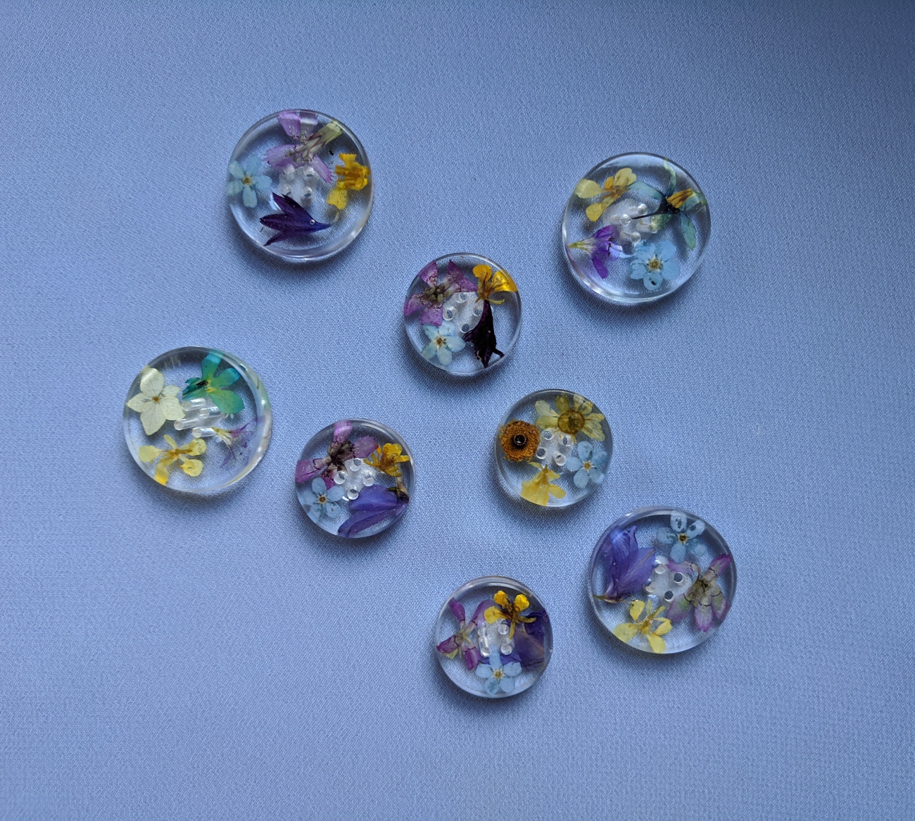 Floral 25mm and 20mm Handmade Buttons in Pieces (not Sets)/ Epoxy Resin ...