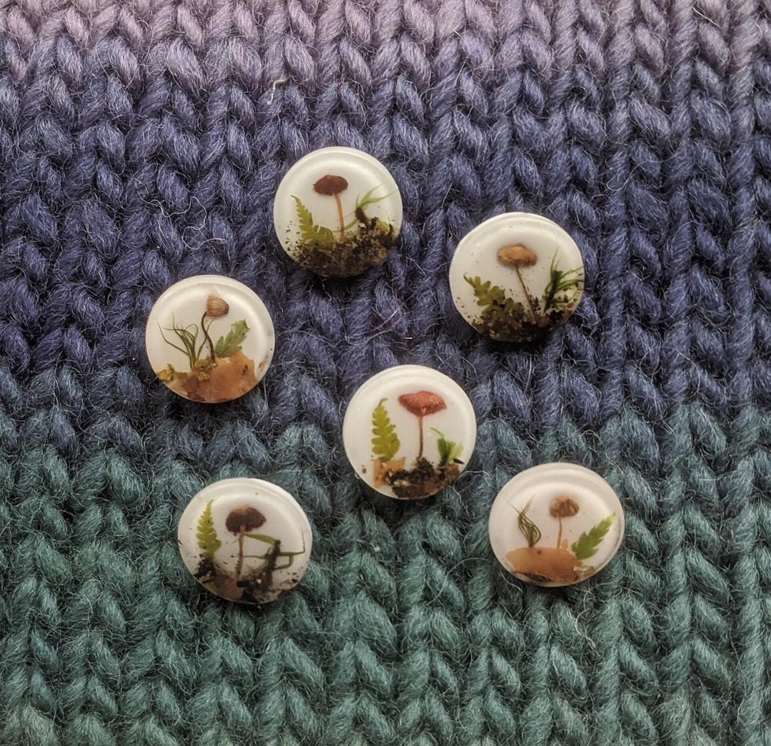Forest Handmade Buttons 18mm in Pieces (not Sets)/ Buttons With REAL ...