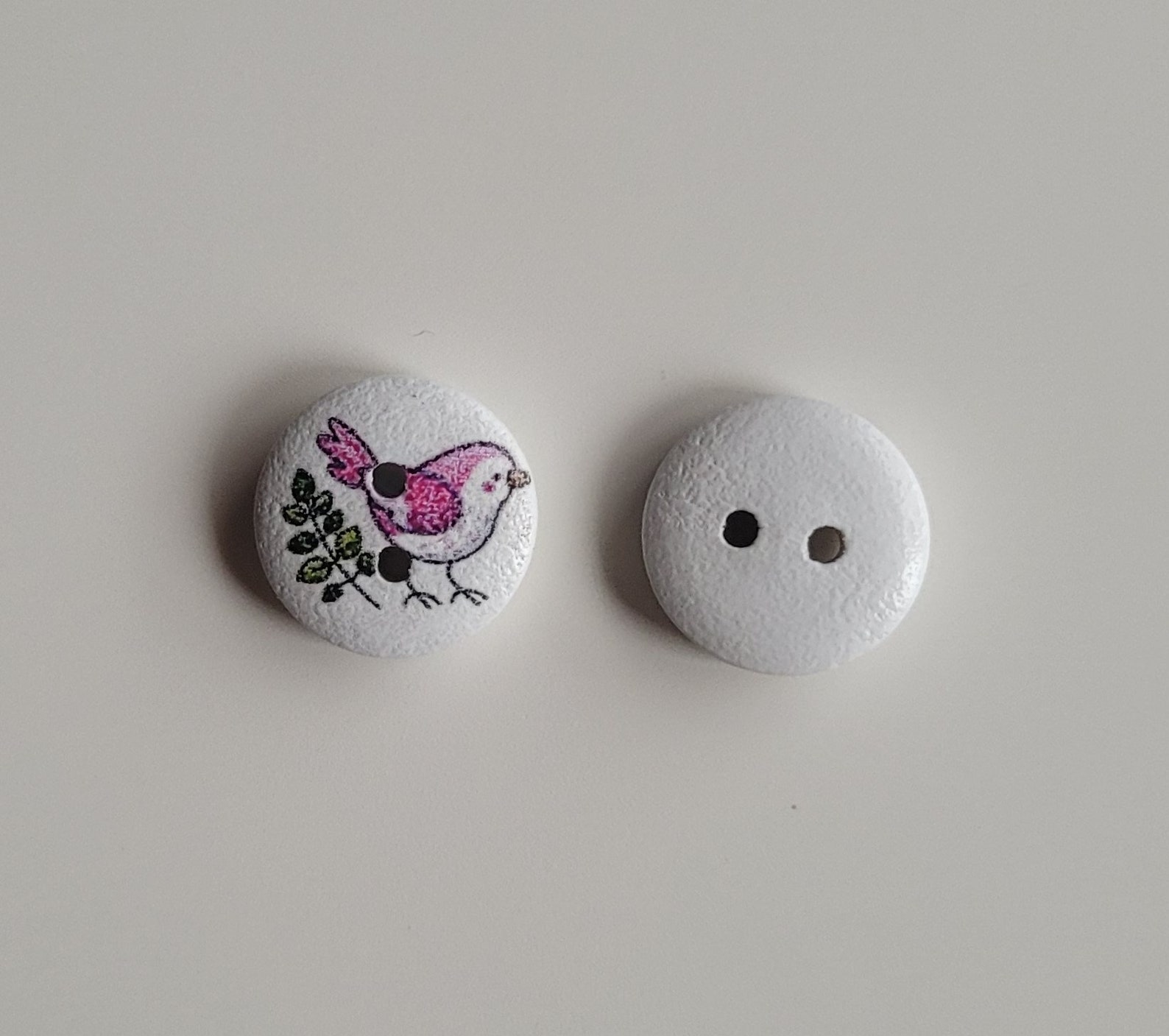 SET of 10 BUTTONS of Different ANIMALS/ Wooden Buttons/ Bee Button ...