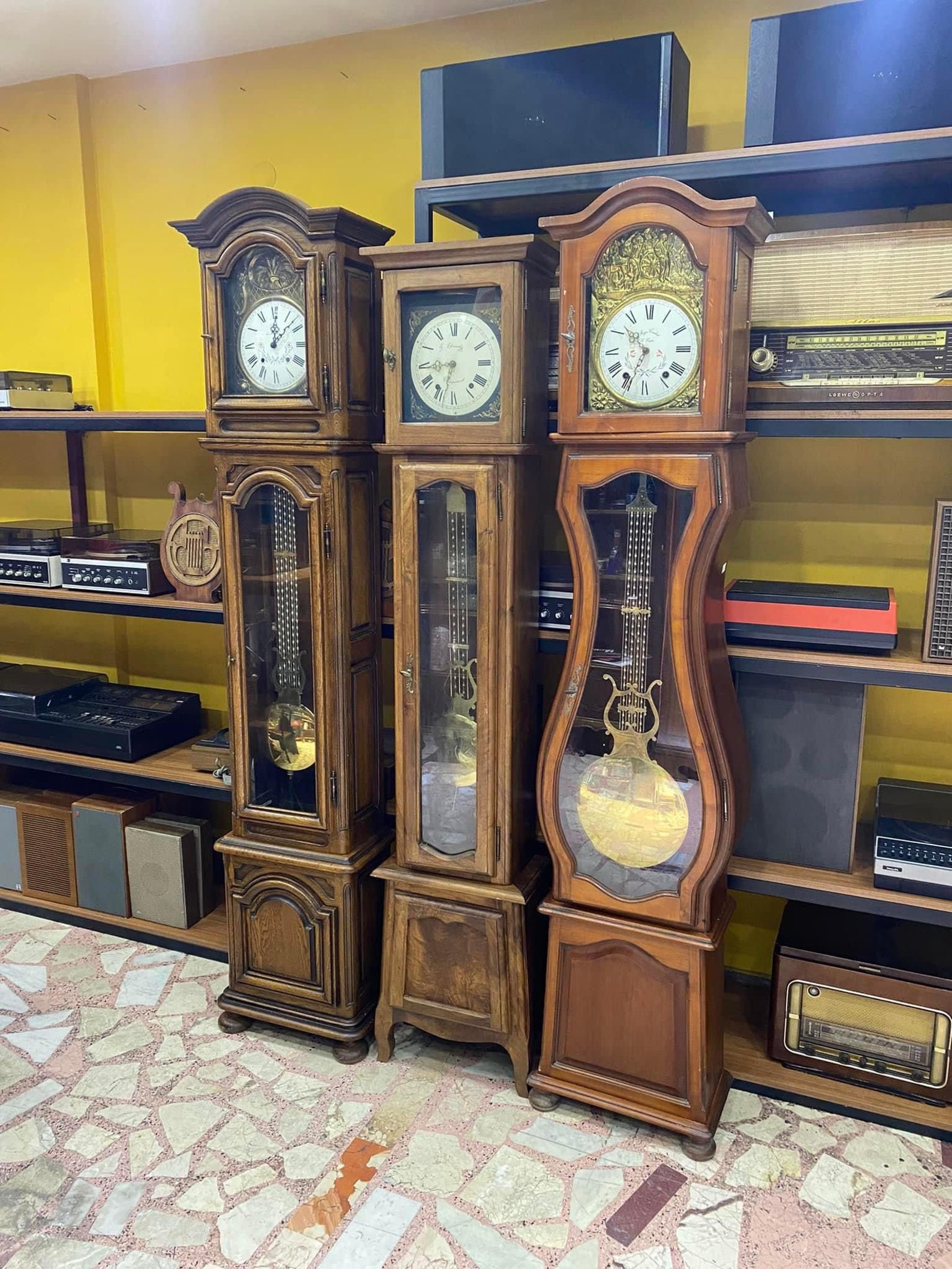 Antique French and English Grandfather Clocks | Key Wind and Weight ...