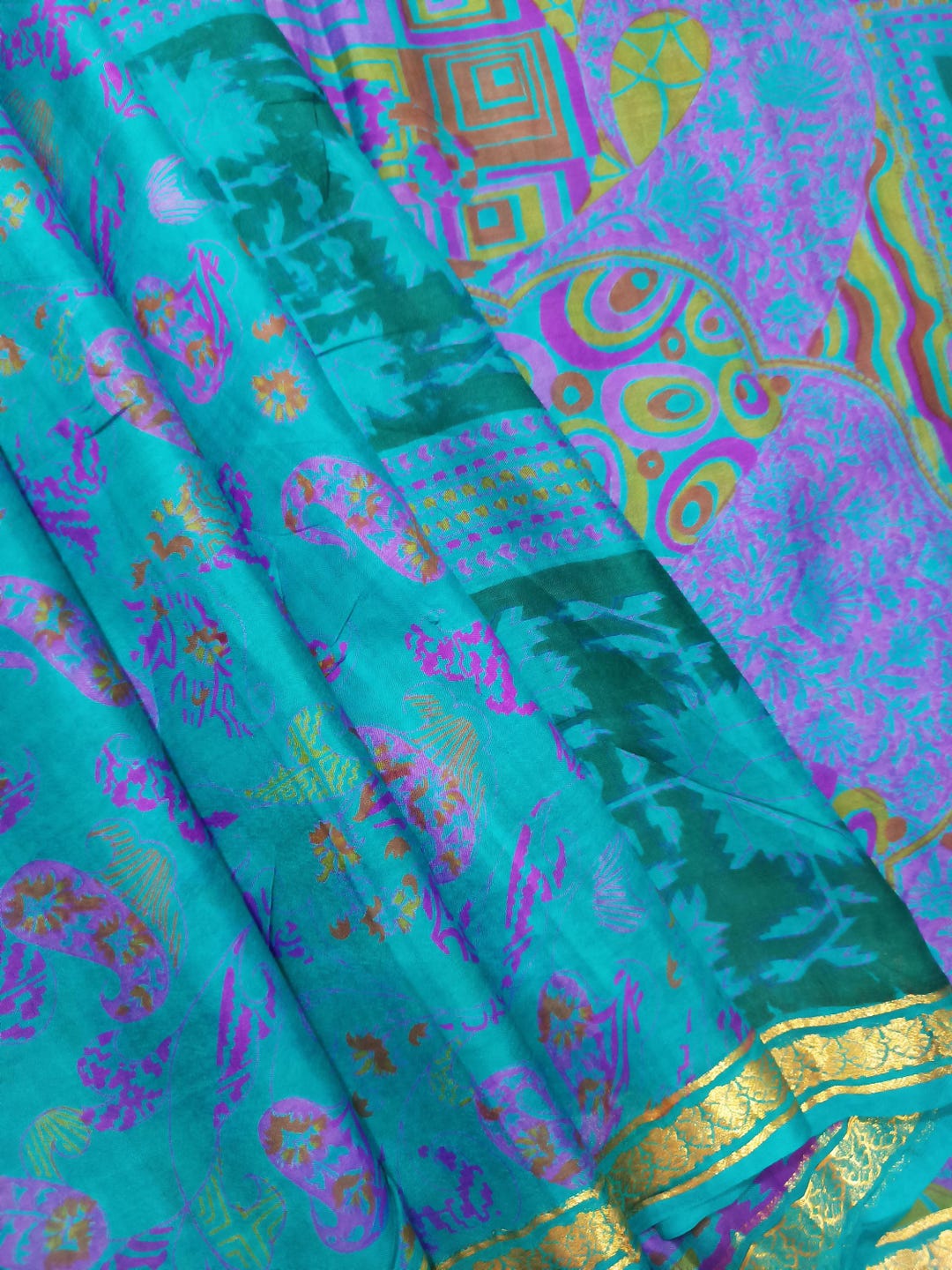 Vintage Silk Sari Women Wear 100% Pure Silk Sari, Dress Making Silk ...