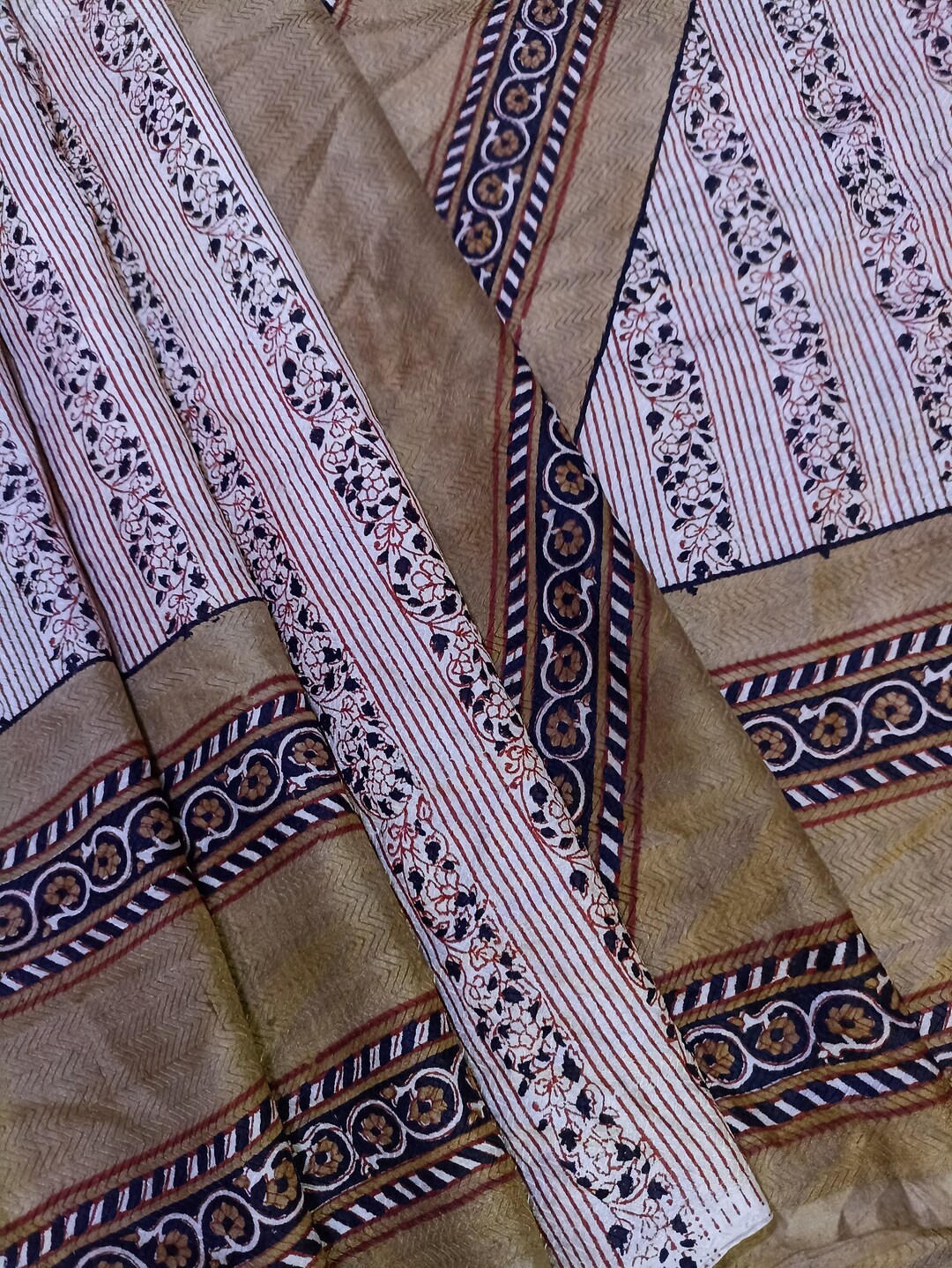 Vintage Seide Sari Frauen tragen 100% reine Seide Sari Stoff 5 Yard ...