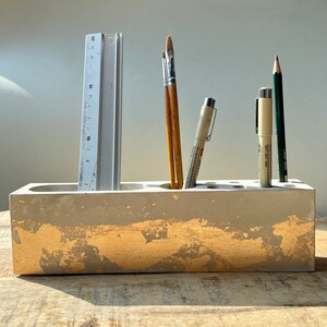 Schreibtischorganizer aus Beton mit Blattgold - Etsy.de