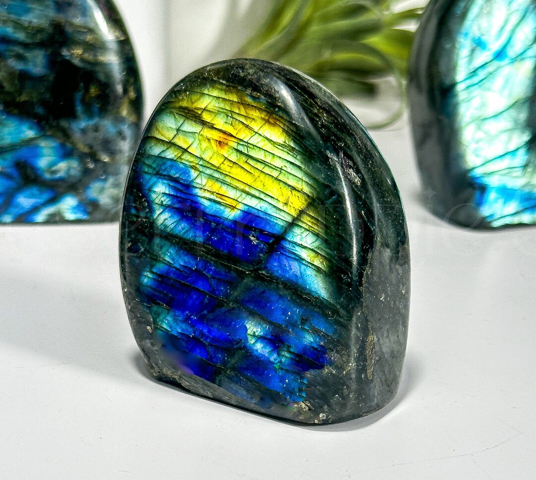 UBER FLASHY Labradorite Free Form, Transform Protection, Rainbow ...