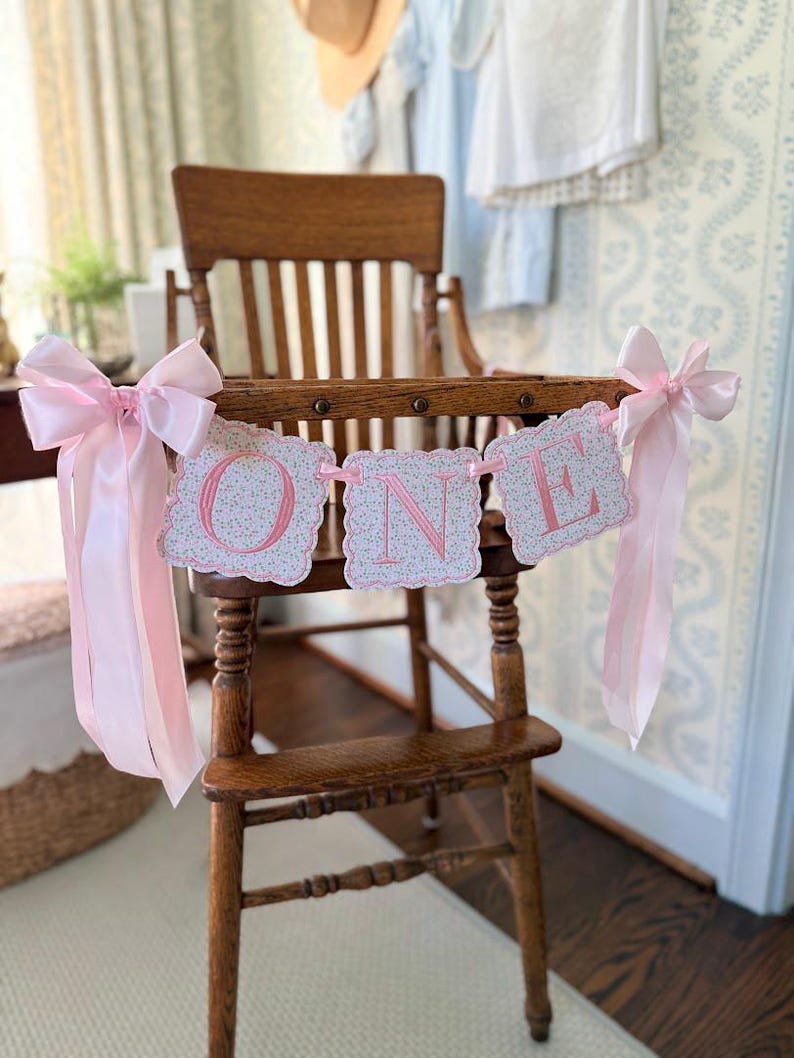 Floral Scalloped ONE Highchair Banner - Etsy
