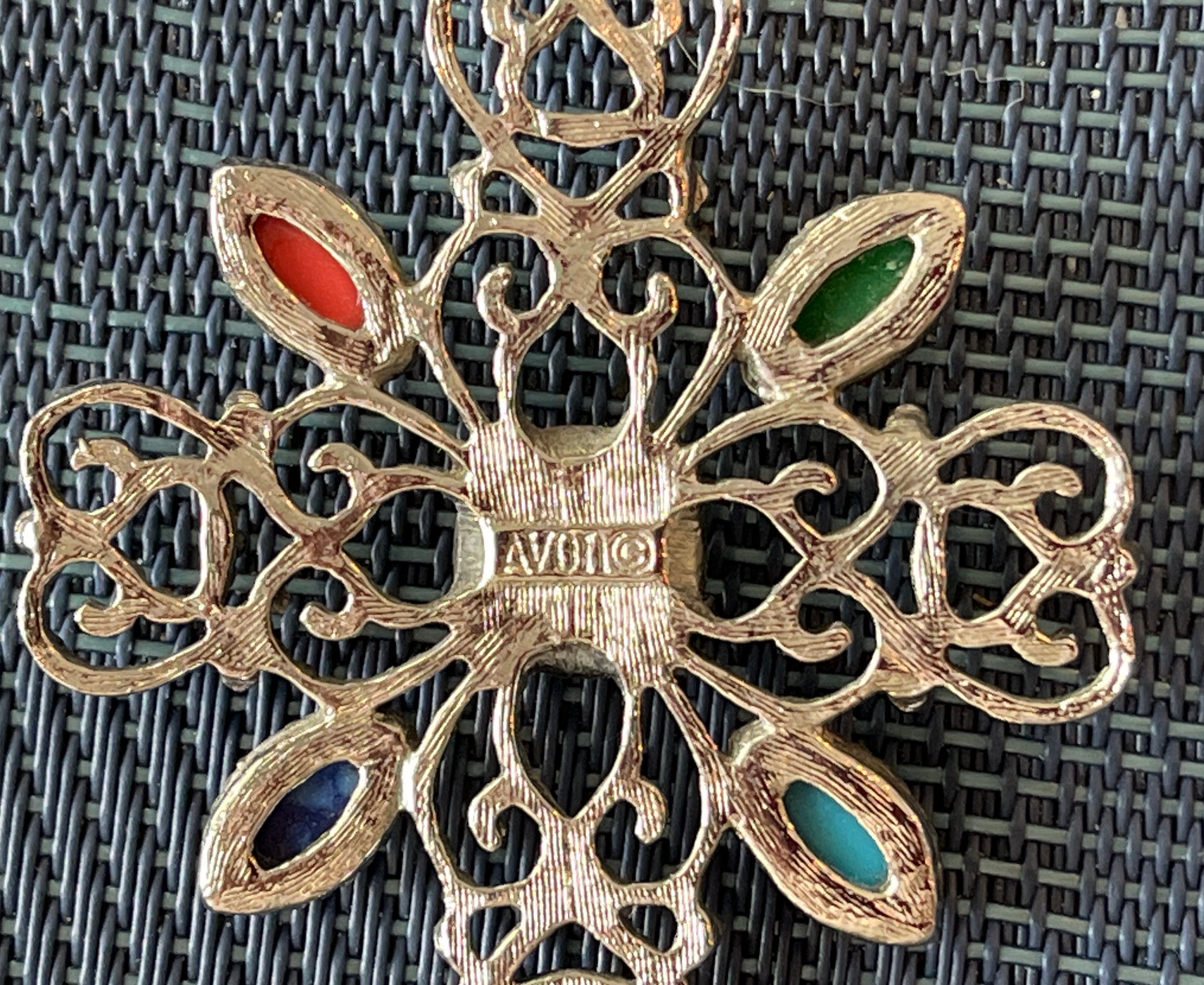 Vintage Avon Cross Necklace 1970s Silver Cross Vintage - Etsy