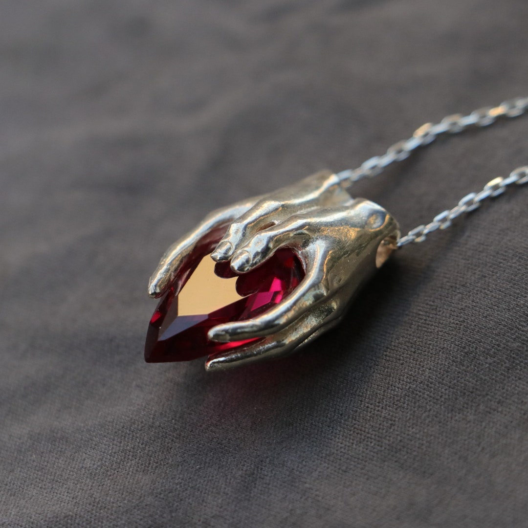 Garnet Hand 925K Silver Pendant, 925 Sterling Silver Garnet Hands ...